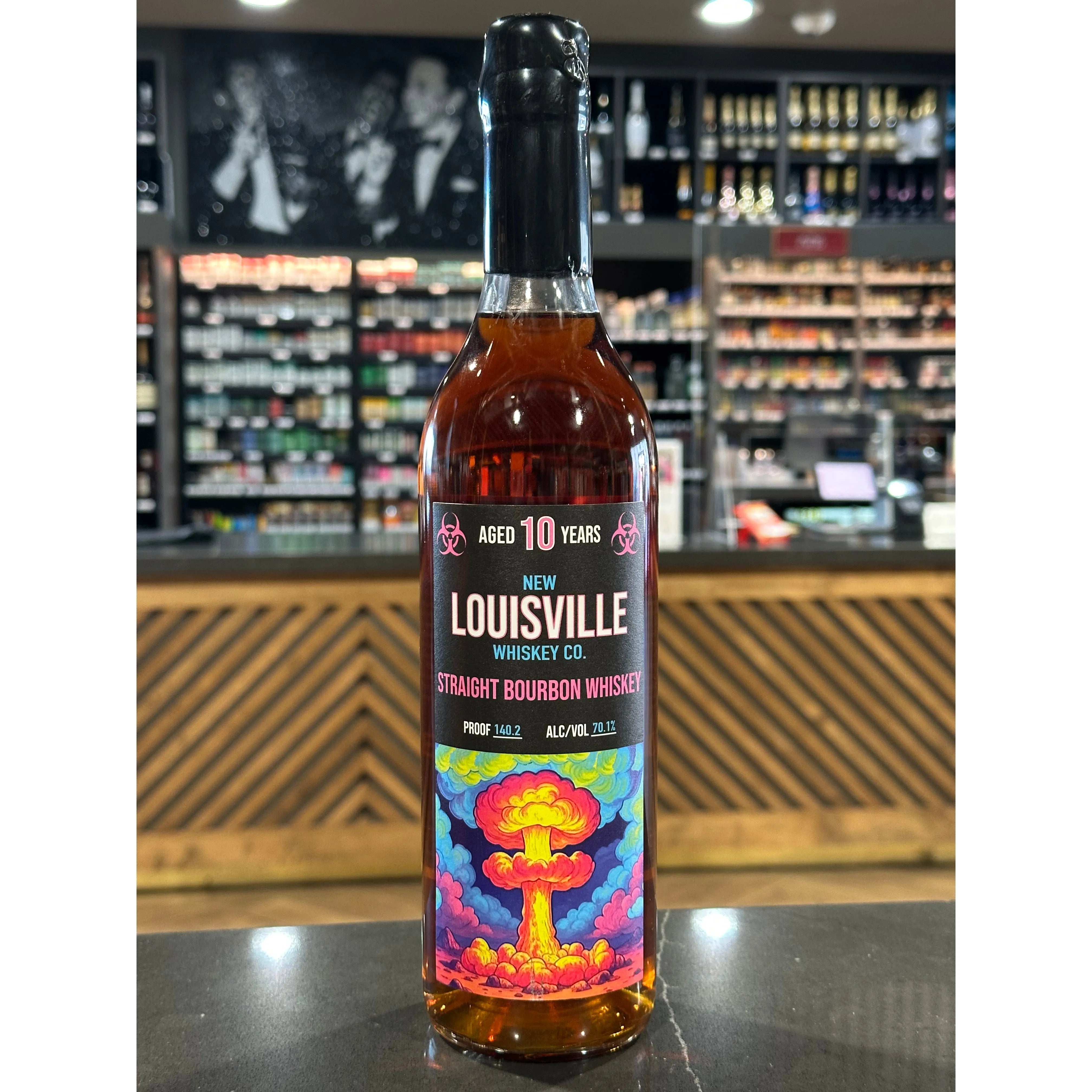 New Louisville Whiskey Co Straight Bourbon Whiskey Aged 10 Years Hazma ...
